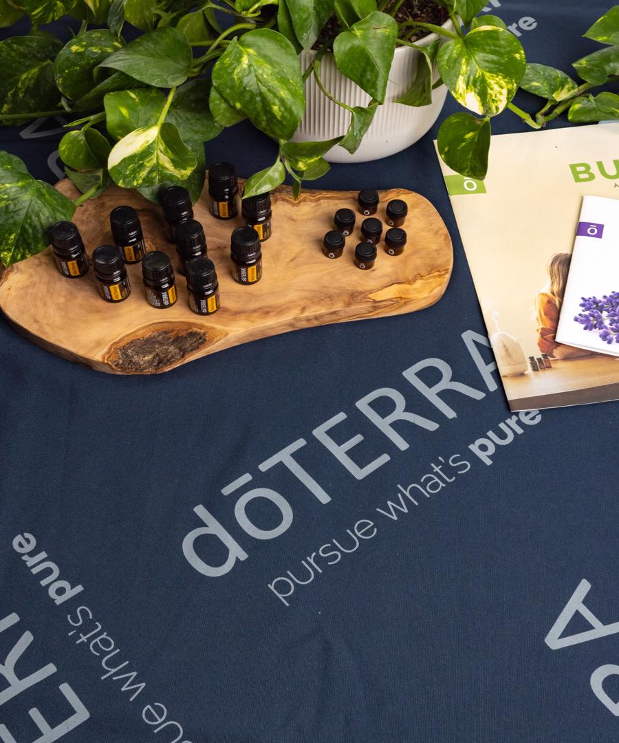 dōTERRA Pursue What’s Pure® Tablecloth – doTERRA Marketplace